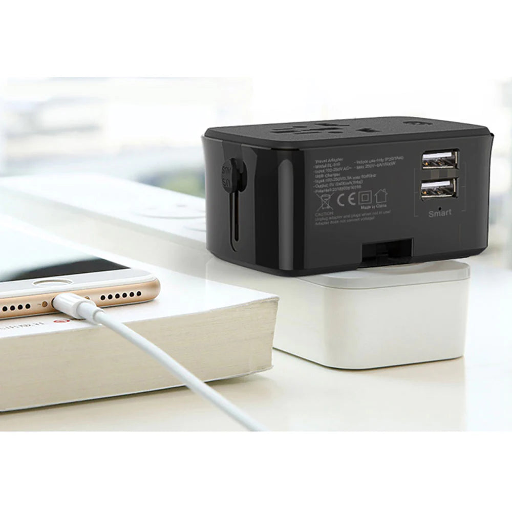 Multi-Function Travel Adaptor with 4000mAh PowerBank – Bespoke Gifts